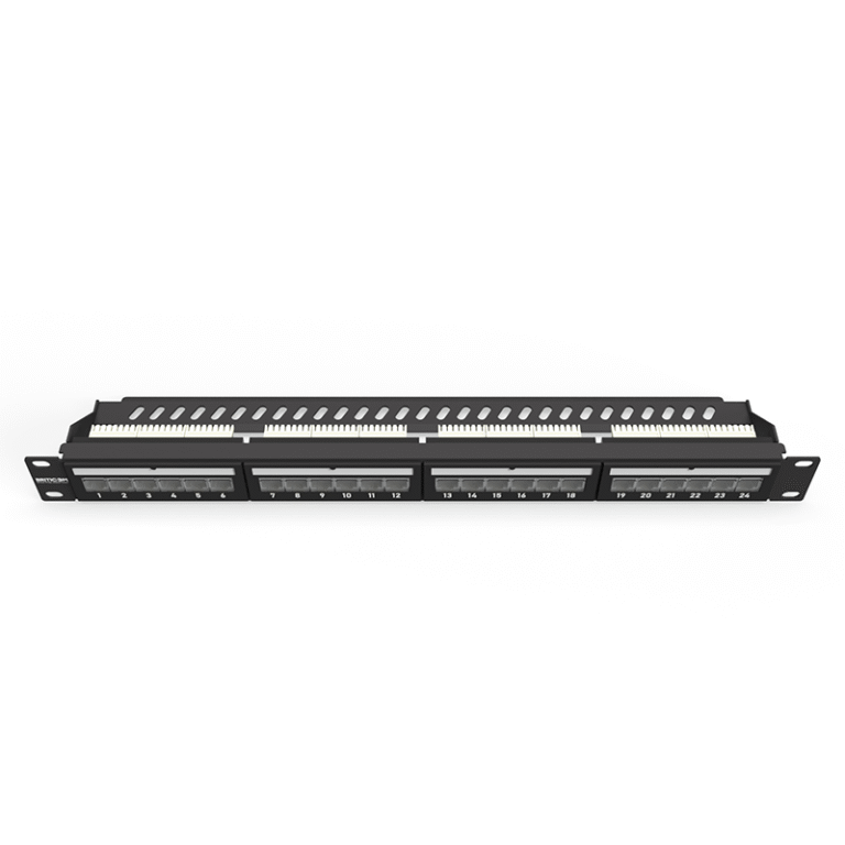 EMSTPKSF24BLK1U01 – Panneau de brassage CU 24 ports 1U noir forme plate ...